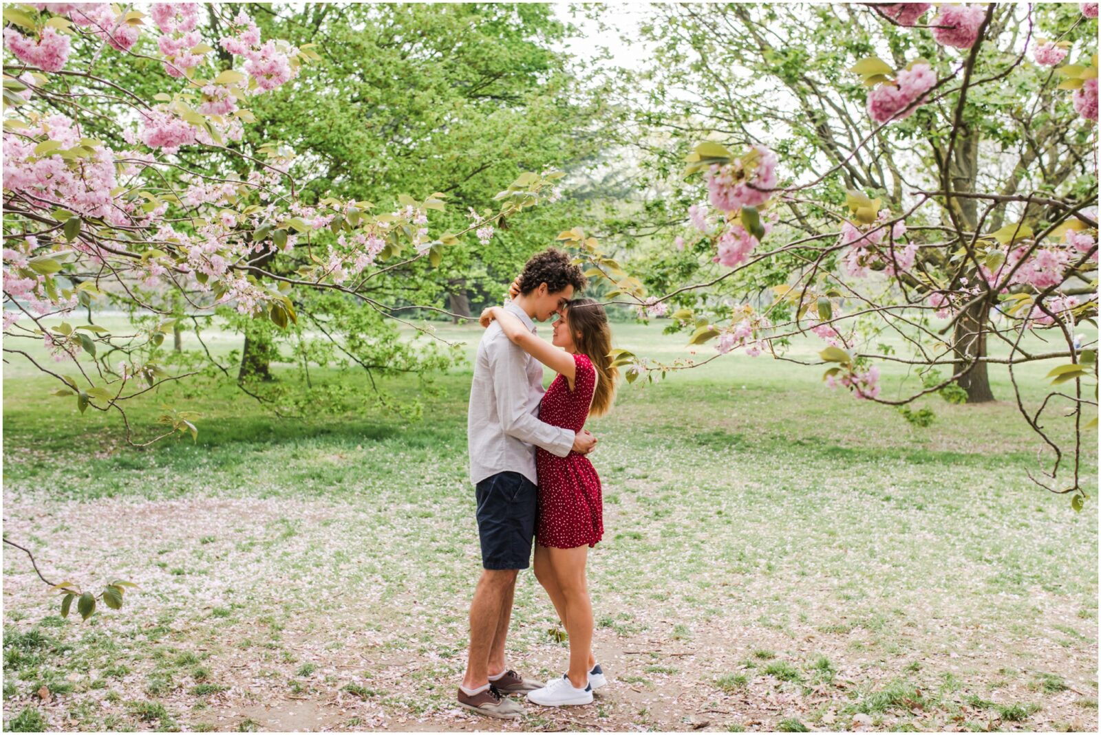 London Couple Photographer – Springtime in Greenwich Park with Milly ...