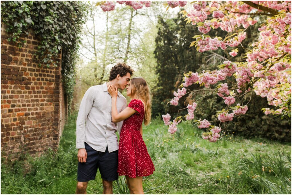 London Couple Photographer – Springtime in Greenwich Park with Milly ...